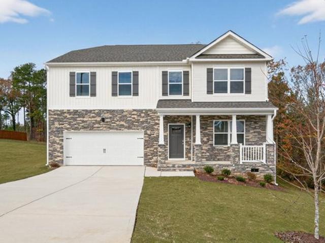20 Fair Child Rd, Spring Lake, NC 28390