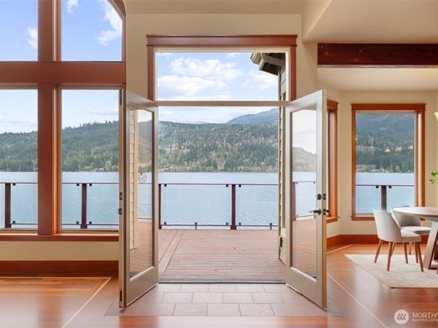 20 Far Summit Pl, Bellingham, WA 98229