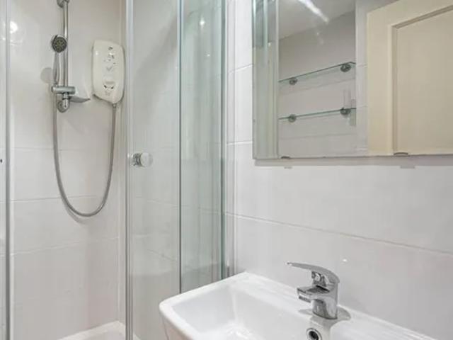 20 Fordwych Road, London, NW2 3TG, United Kingdom | 2 bed apartment for rent #128881265 | Rentberry