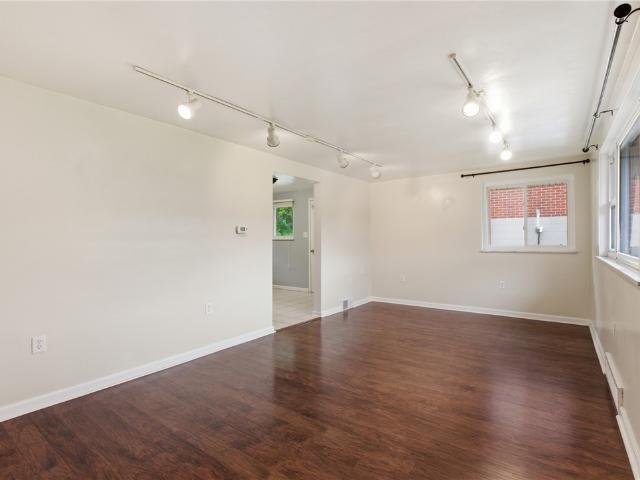 20 Florian Dr