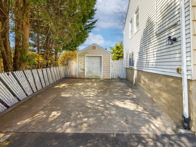 20 Gardenia Lane