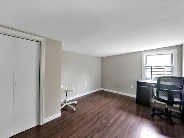 20 Gardner Ave #2, Jersey City, US, NJ