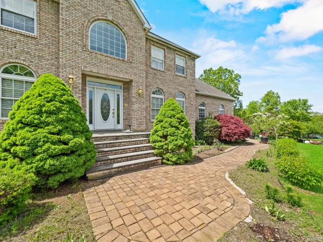 20 Goshen Rd, Chester, NY 10918 | MLS #961236 | Compass