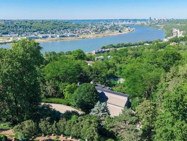 20 Grandin Ln, Cincinnati, OH 45208