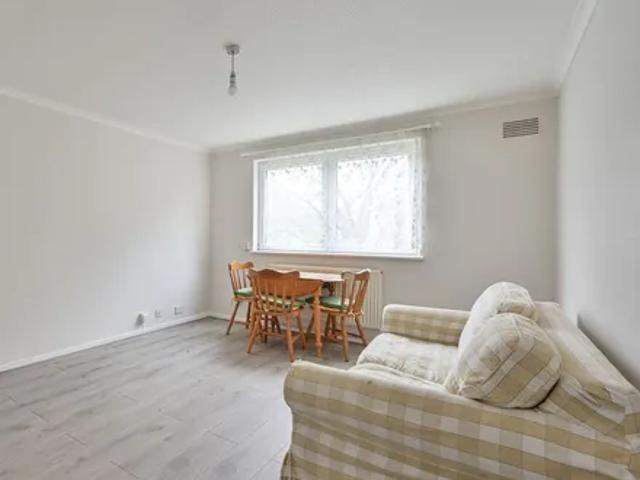 20 Granville Road, London, SW18 5SD, United Kingdom | 1 bed apartment for rent #167692752 | Rentberry