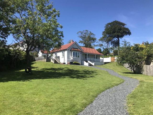 20 Grey Point, Helens Bay, BT19 1LE
