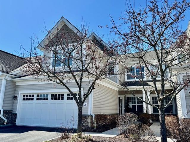 20 Great Hill Dr Unit 20, Bethel, CT 06801