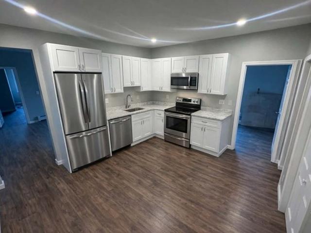 20 Gridley 103 St Unit 101 102, Bristol, CT 06010