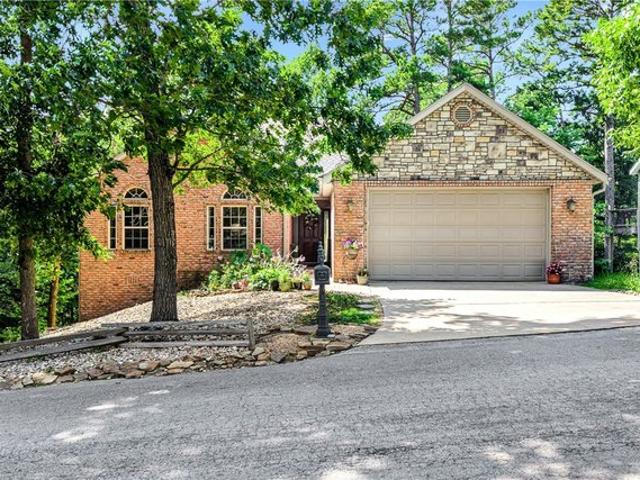 20 Hambleton Dr, Bella Vista, AR 72714