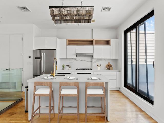 20 hausman street 2