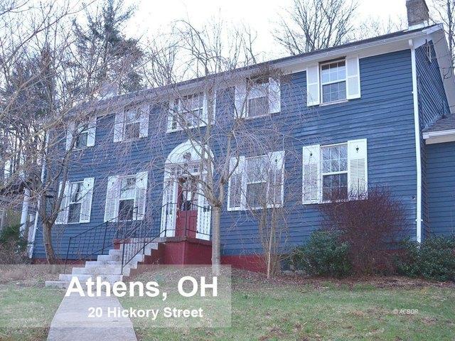 20 Hickory St, Athens, OH 45701