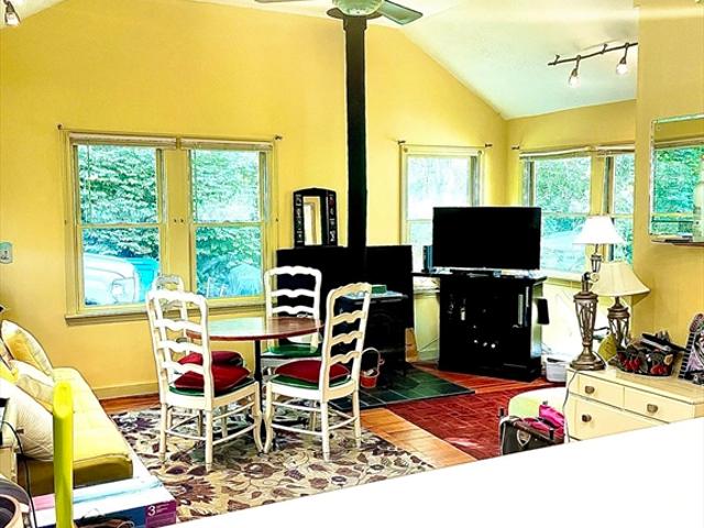 20 Hidden Village Rd, Falmouth, MA 02540 | MLS #73500 | Compass