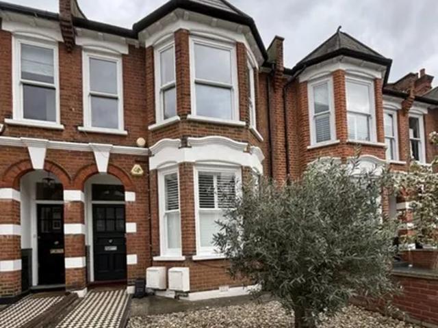 20 Highlever Road, London, W10 6PR, United Kingdom | Room for rent #139405140 | Rentberry