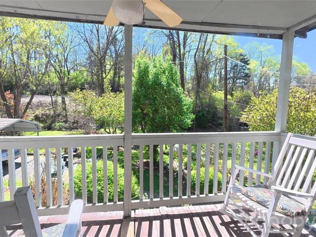 20 Homewood Dr, Asheville, NC 28803 | MLS #4368 | Compass