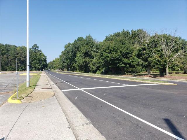 20 Hunt Club BLVD