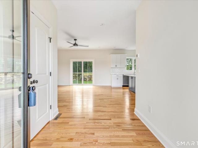 20 Hunting Ridge Rd, Middlebury, CT 06762 | MLS #24160
