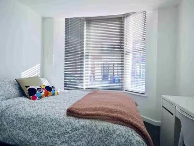 20 Ingrow Road, L6 6 Beds 6 Baths