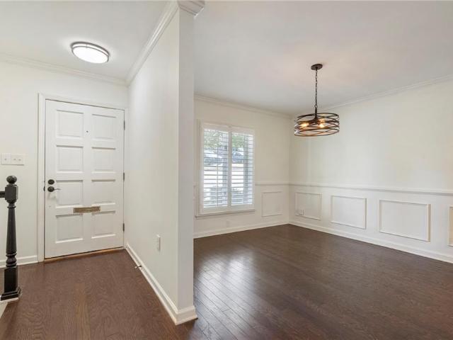 20 Ivy Pkwy NE, Atlanta, GA 30342 | MLS #7734 | Compass