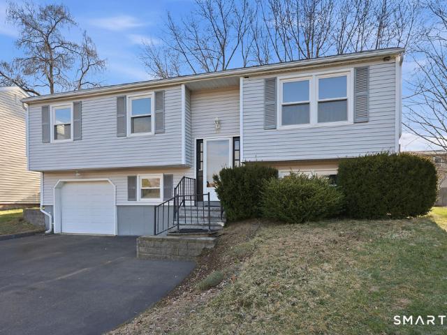20 Kent Ct, Middletown, CT 06457 | Compass