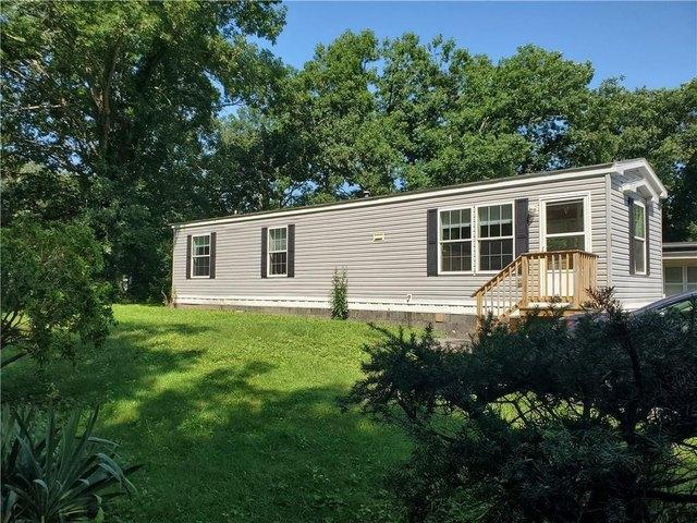 20 Lane 7, Coventry, RI 02816