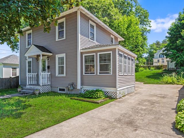 20 Lawndale Avenue