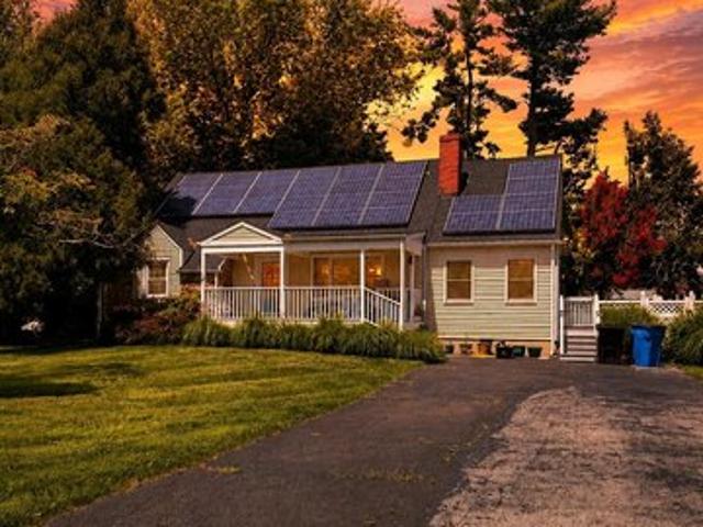 20 Lawndale Dr, Yardley, PA 19067