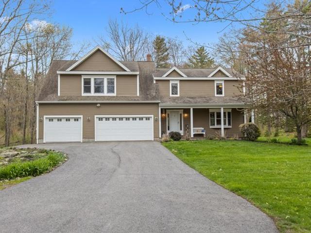 20 Ledgewood Dr, Portland, ME 04105