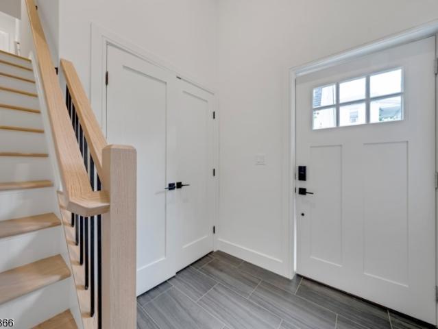 20 Lexington Ave # 2
