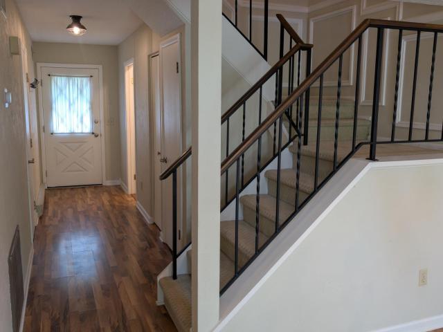 20 Lexington Drive