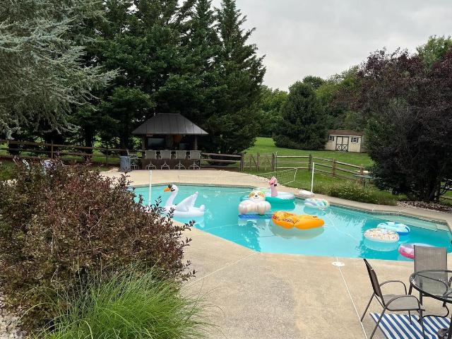 20 Linda Ln, Spring City, PA 19475 | MLS #PACT2123 | Compass