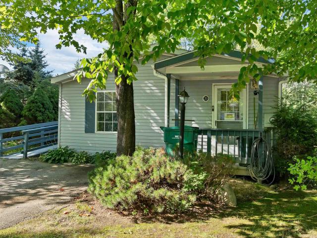 20 Lilac Lane