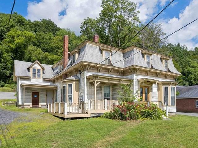 20 Livery Stable Rd, Bethel, VT 05032