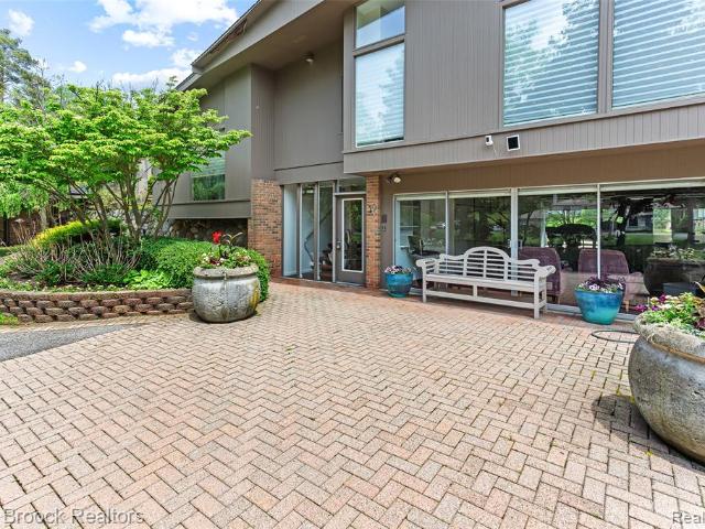 20 Martell Drive