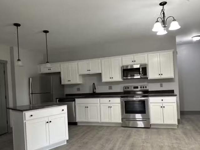 20 Marblehead Avenue 20 Marblehead Ave