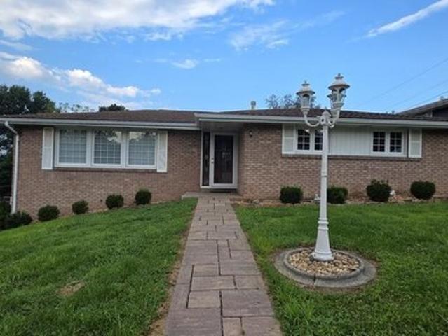 20 Maser Ave, Wheeling, WV 26003