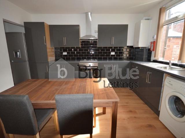 20 Mayville Road, Hyde Park, Leeds LS6 4 bed property to rent £2,444 pcm £564 pw