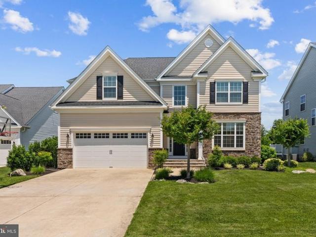 20 Melville Ct, Medford, NJ 08055