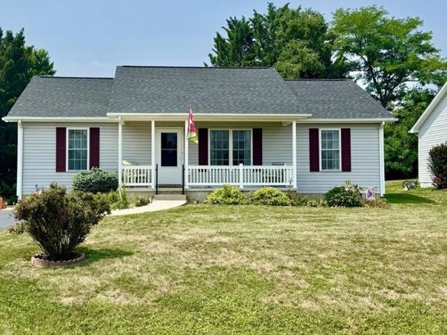 20 Millport Ct, Weyers Cave, VA 24486