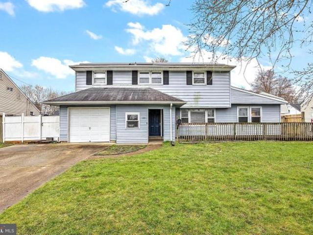 20 Monterry Dr, Newark, DE 19713