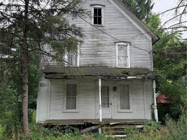 20 Moss Street