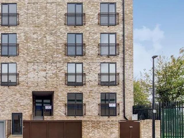 20 Mowlem Street, London, E2 9HG, United Kingdom | 3 bed apartment for rent #140799808 | Rentberry
