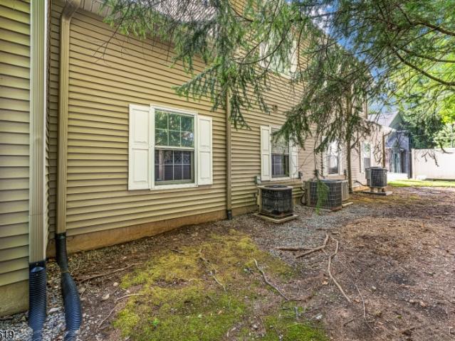20 Mulford Ct