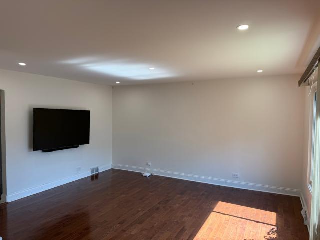 20 N Albert Street