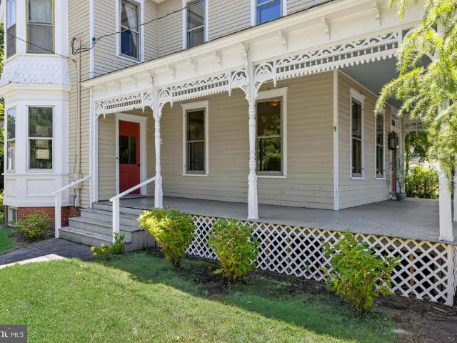 20 N Greenwich Street