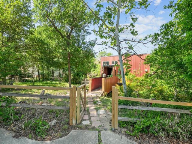 20 N Peak Rd