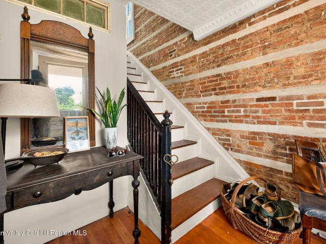 20 N Washington Street