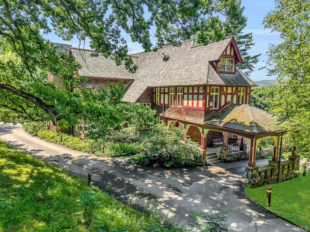 20 Nazareth Way