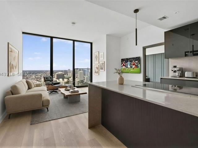 20 NE 11th St Apt 4701, Miami, FL 33132