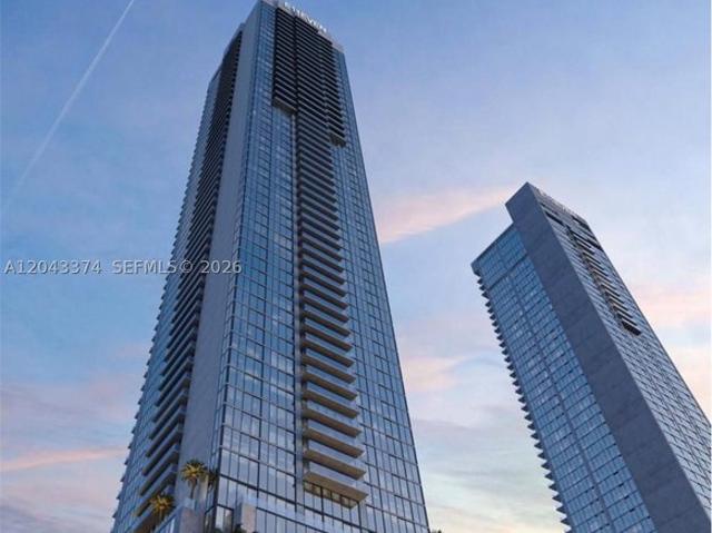 20 NE 11th St Apt 5303, Miami, FL 33132