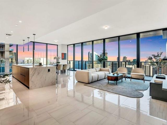 20 NE 11th St Apt 6003, Miami, FL 33132